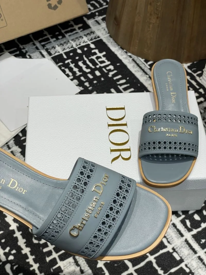 1:1 copy Christian Dior Slippers