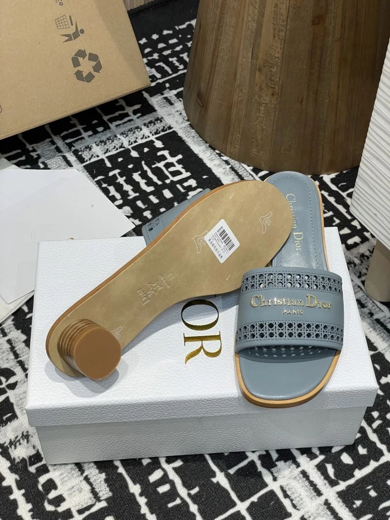 1:1 copy Christian Dior Slippers