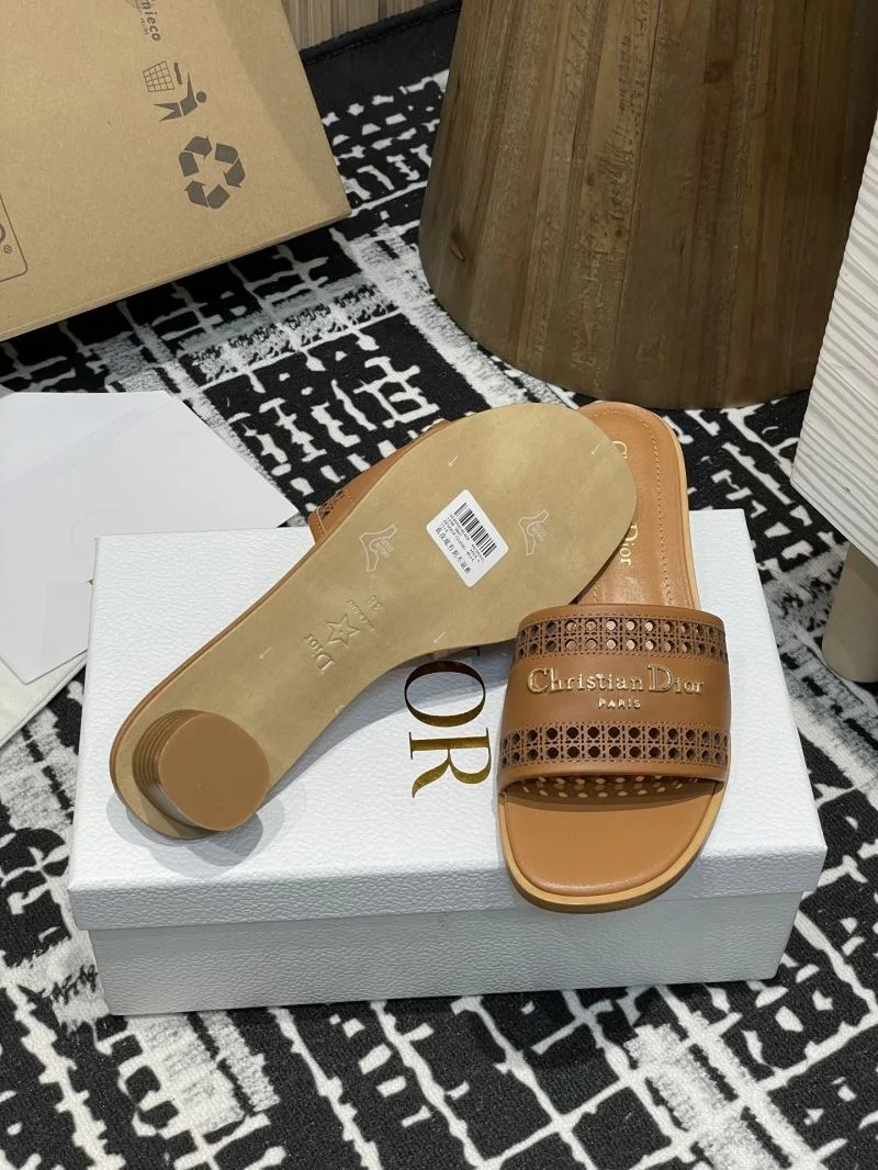 Inexpensive Christian Dior Slippers