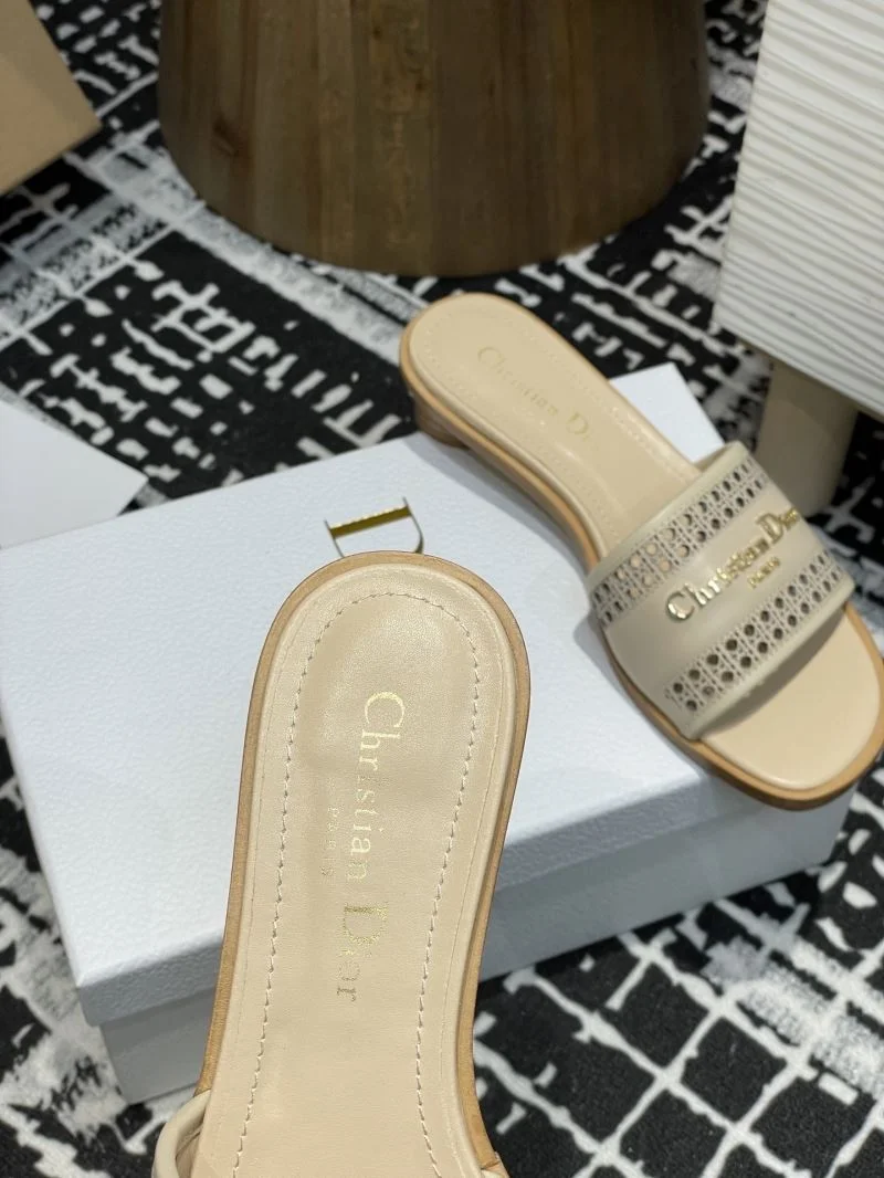 Bargain Christian Dior Slippers