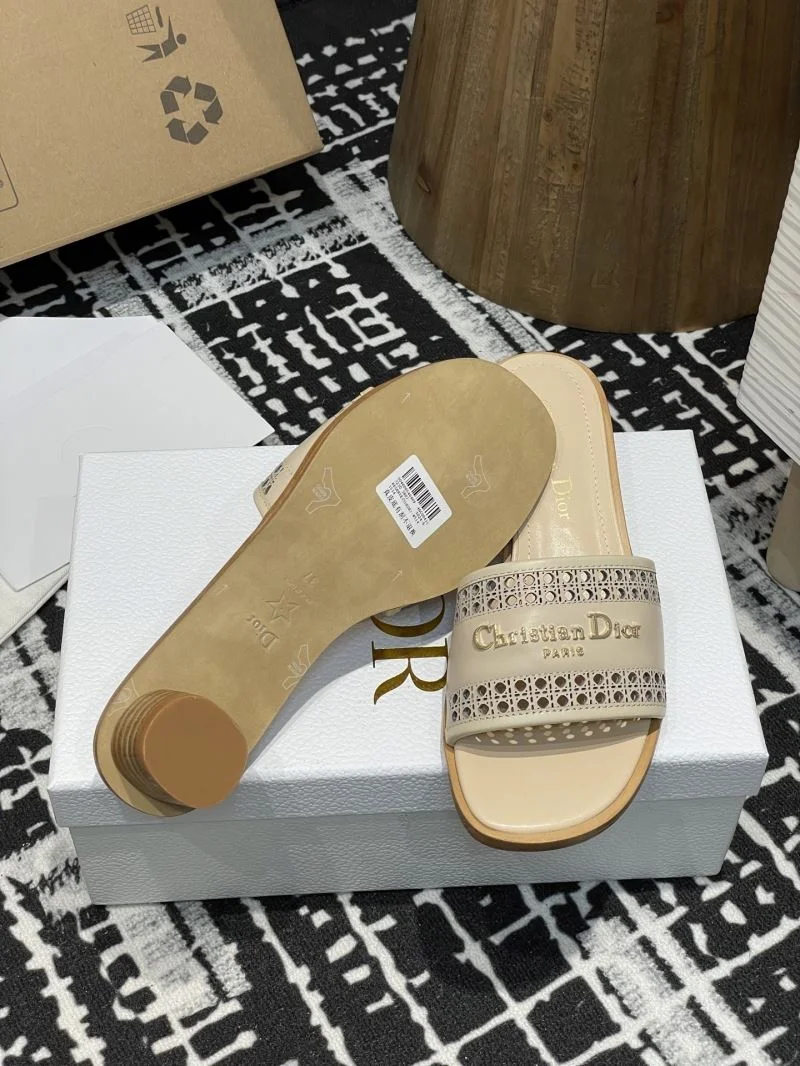 Bargain Christian Dior Slippers