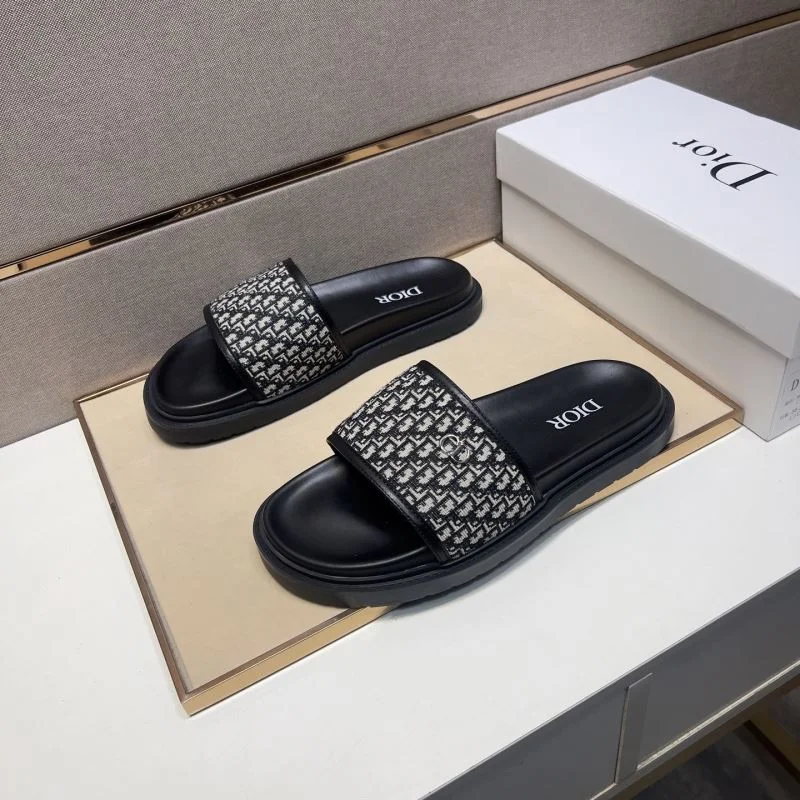 Bargain Christian Dior Slippers