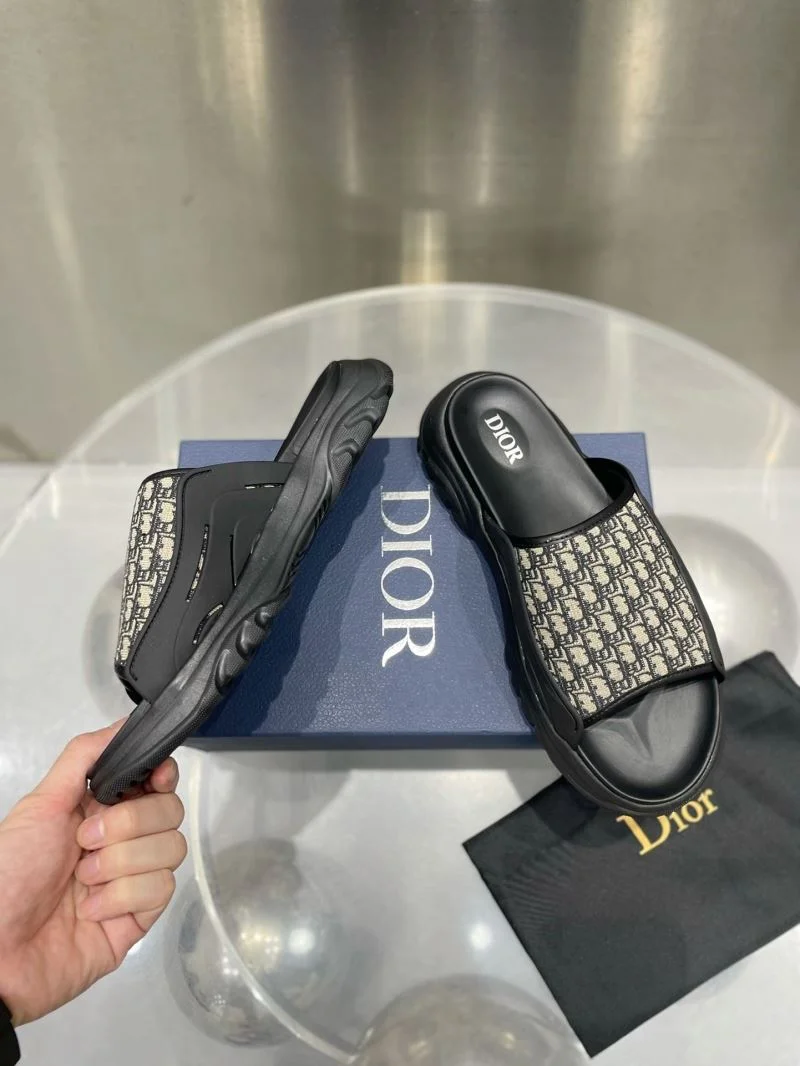 Top match Christian Dior Slippers