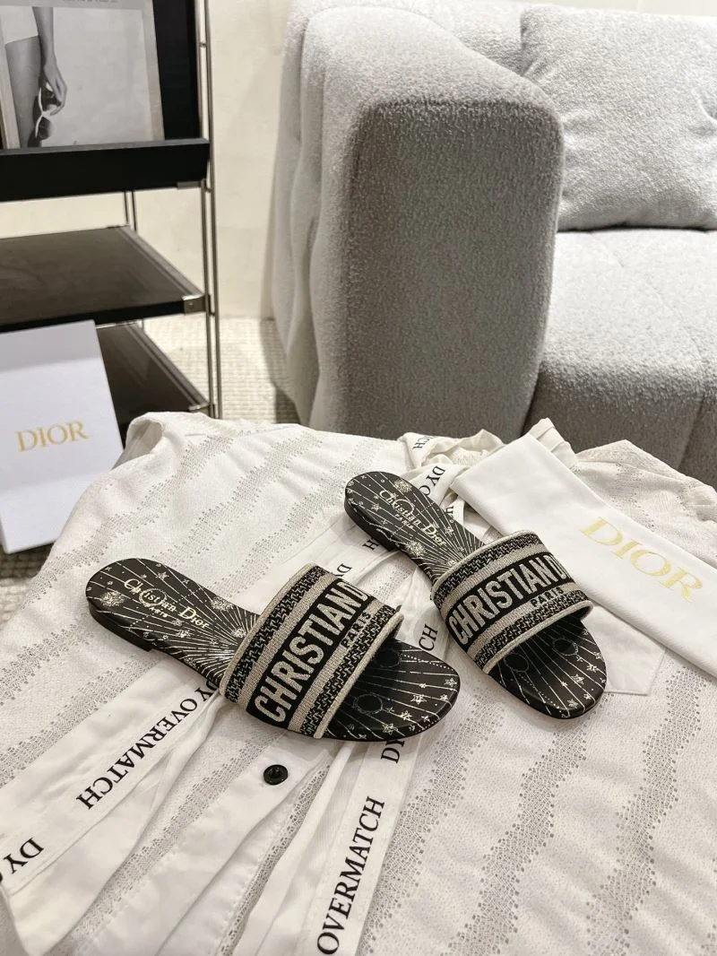 Inexpensive Christian Dior Slippers