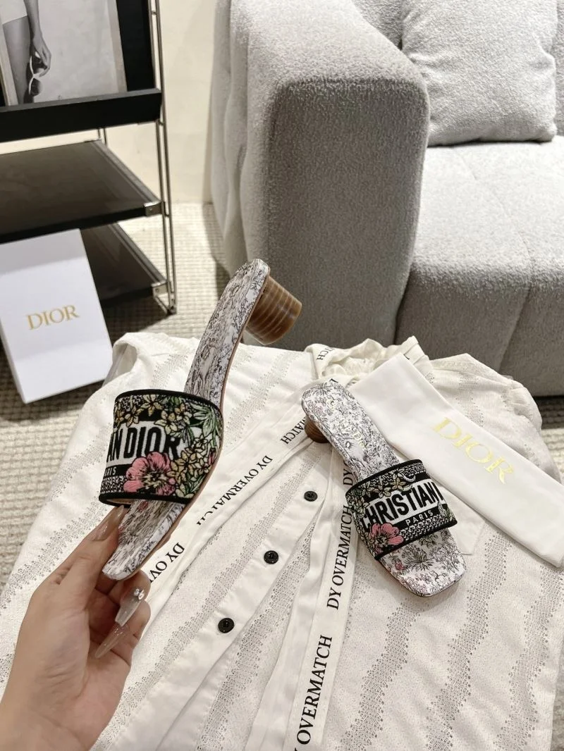 Low-cost Christian Dior Slippers