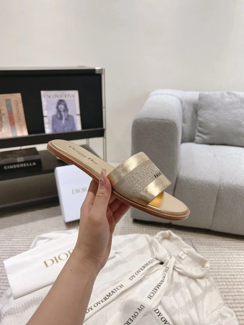 Top match Christian Dior Slippers
