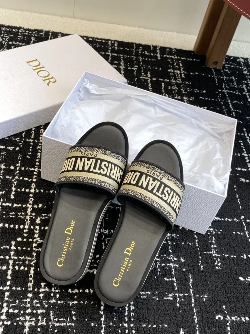 Exact replica Christian Dior Slippers