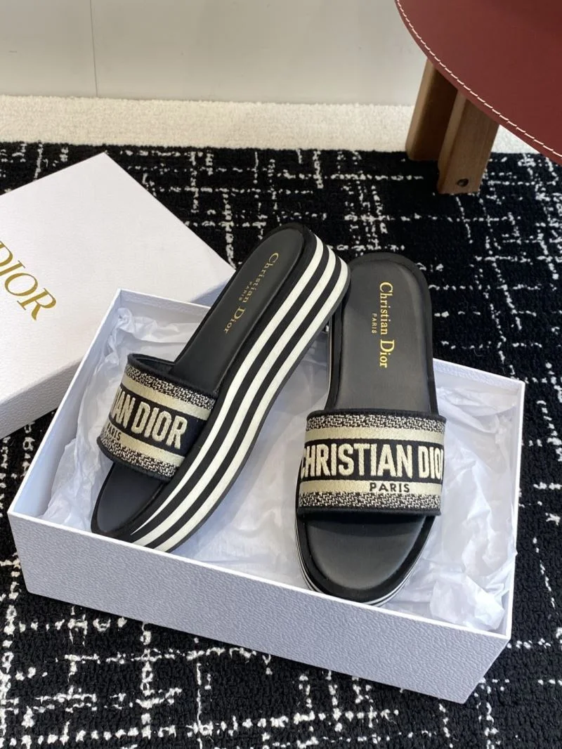Exact replica Christian Dior Slippers