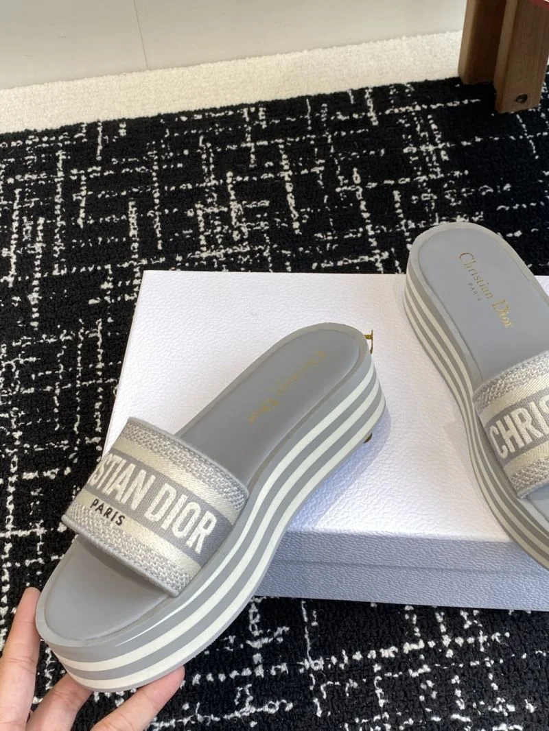 Inexpensive Christian Dior Slippers