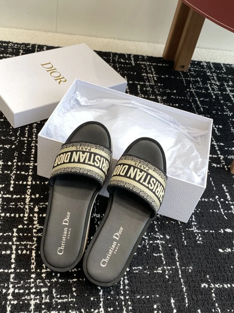 Value-priced Christian Dior Slippers