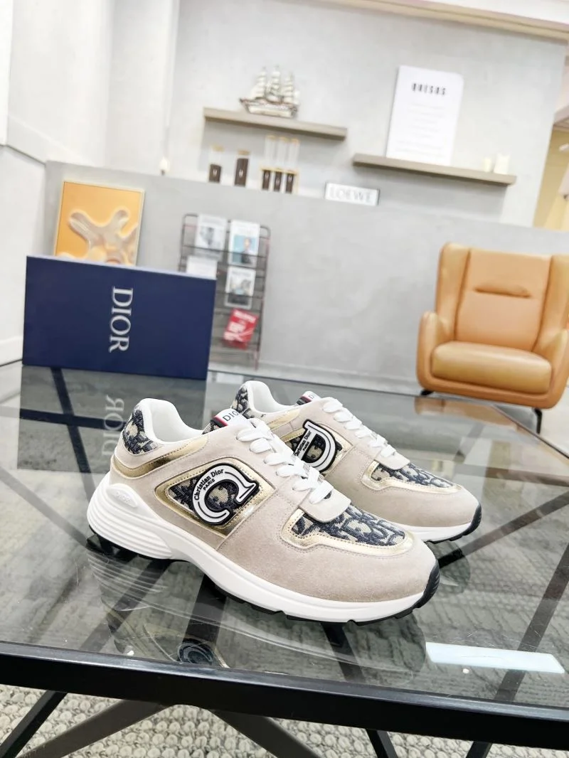 Legit Christian Dior Sneaker