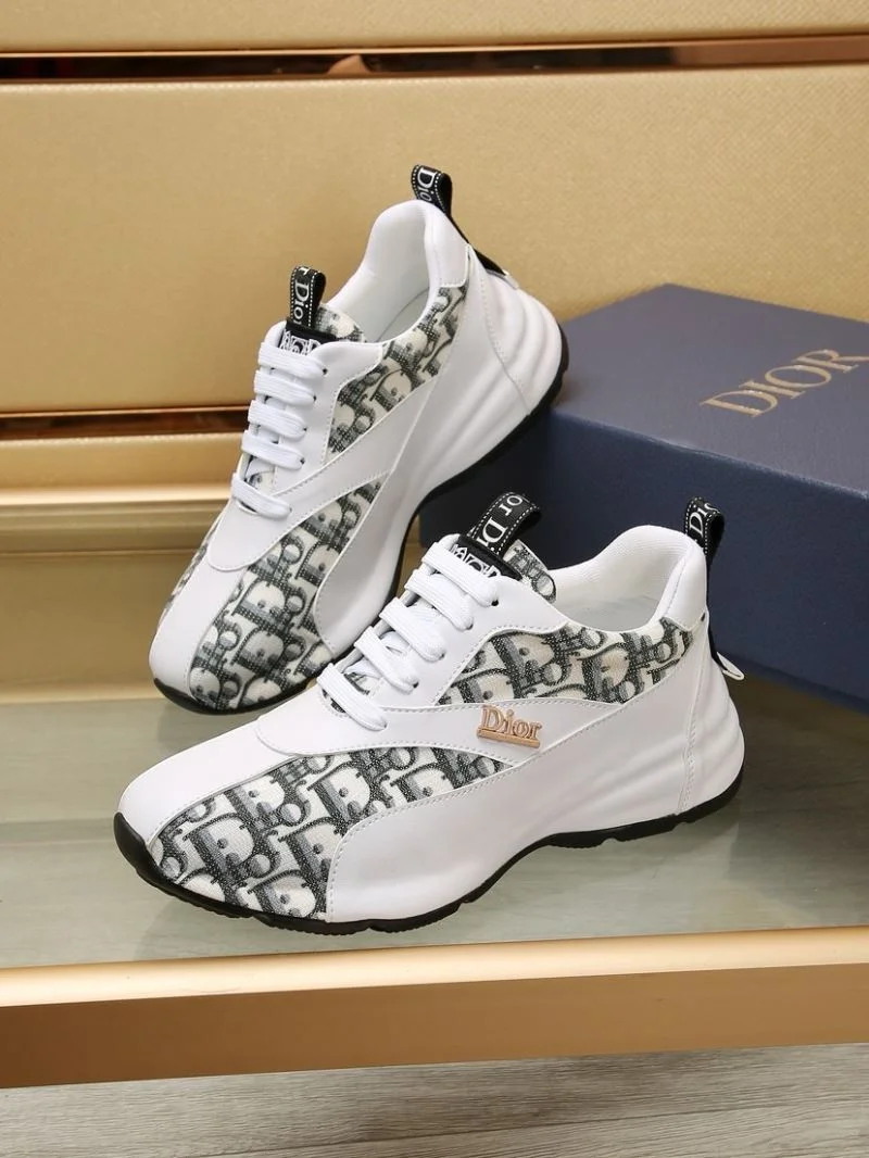 Real Christian Dior Sneaker