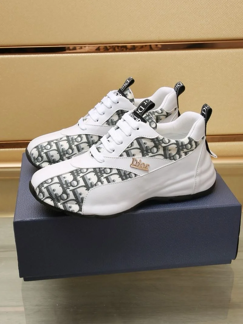 Real Christian Dior Sneaker