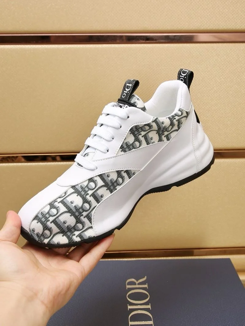 Real Christian Dior Sneaker