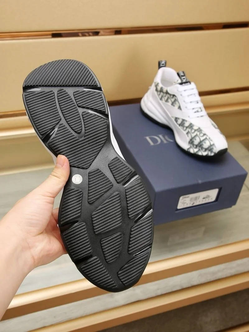Real Christian Dior Sneaker