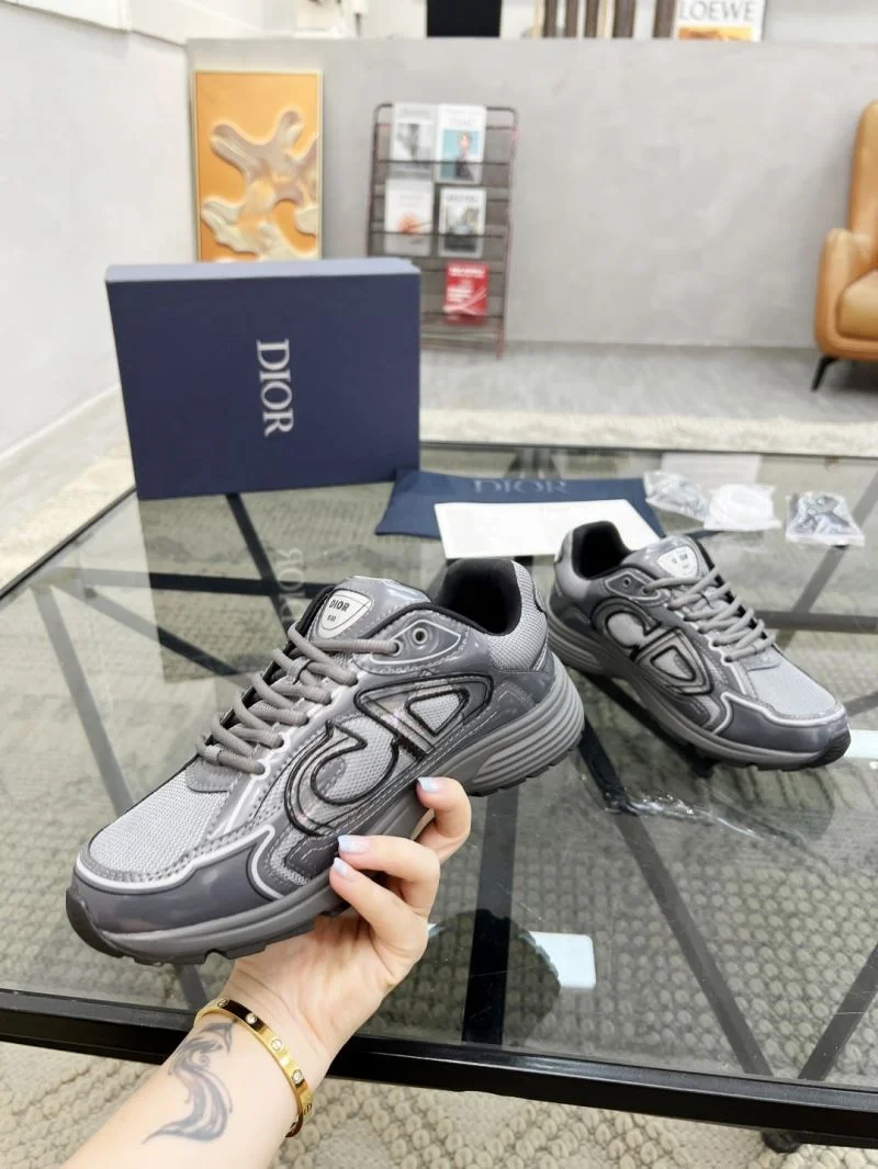 Discounted Christian Dior Sneaker