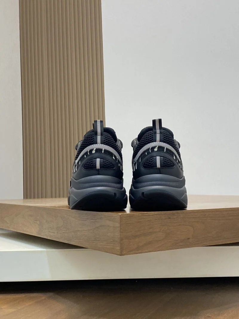 Indistinguishable Christian Dior Sneaker