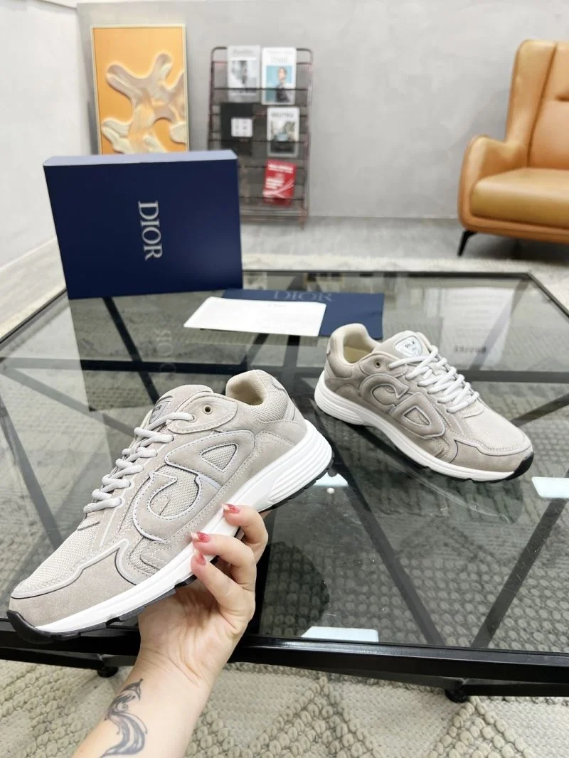 Low-cost Christian Dior Sneaker