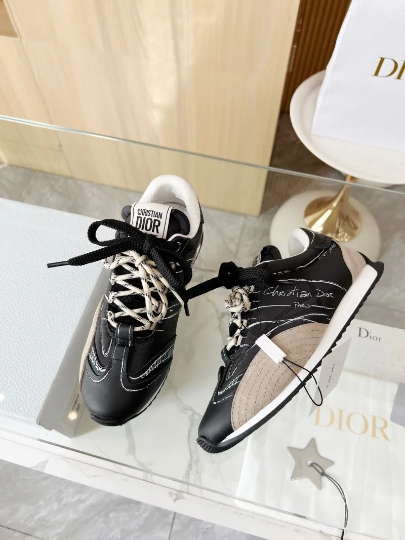 Discounted Christian Dior Sneaker