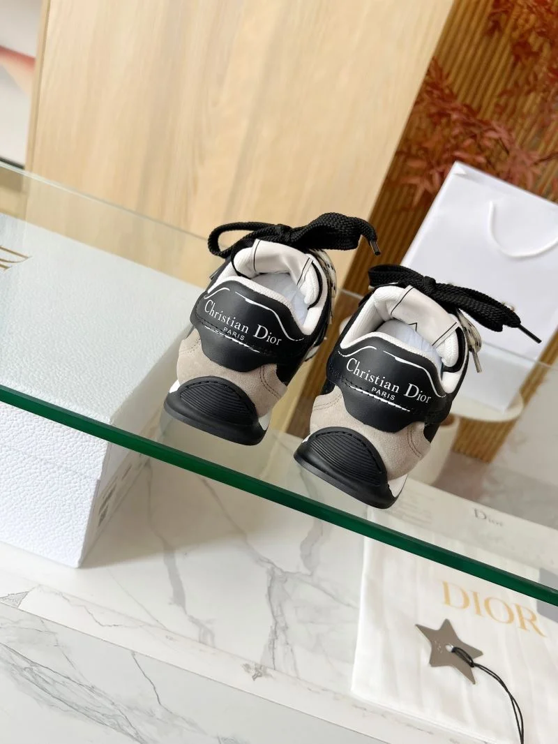 Discounted Christian Dior Sneaker