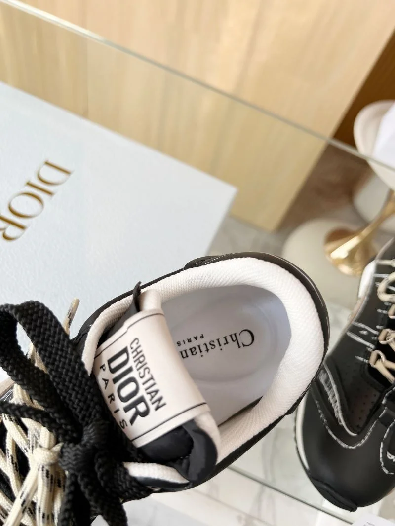 Discounted Christian Dior Sneaker