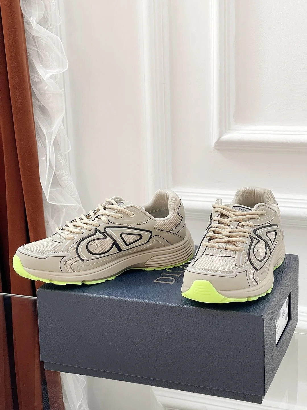 Bargain Christian Dior Sneaker