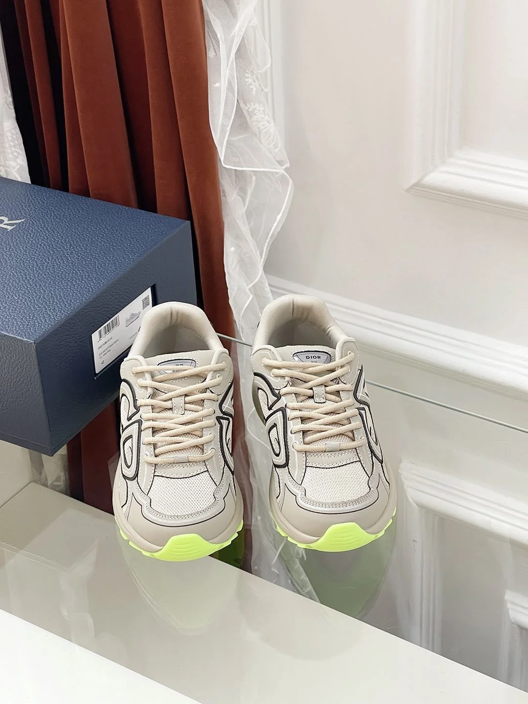 Bargain Christian Dior Sneaker