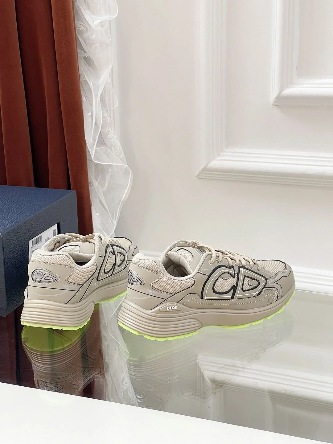 Bargain Christian Dior Sneaker