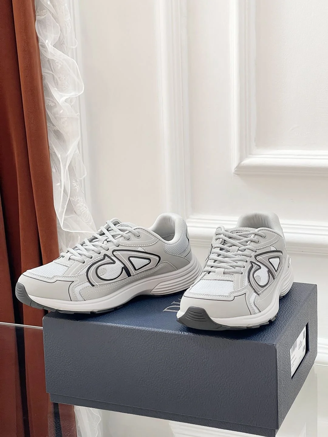 Budget-friendly Christian Dior Sneaker