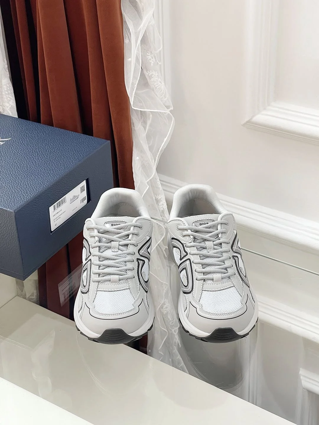 Budget-friendly Christian Dior Sneaker