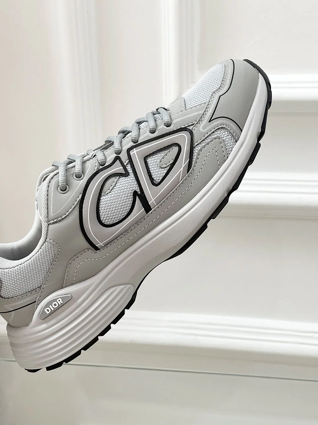 Budget-friendly Christian Dior Sneaker