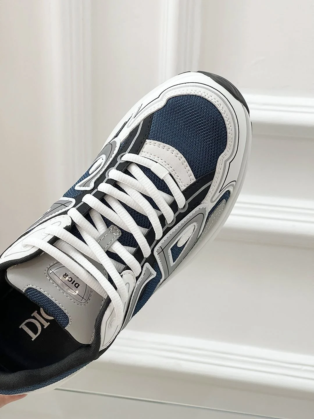 Indistinguishable Christian Dior Sneaker