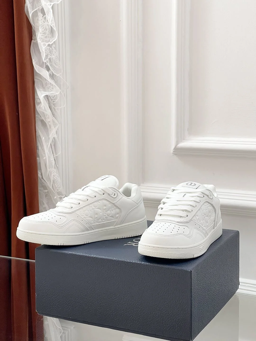 Factory-made Christian Dior Sneaker