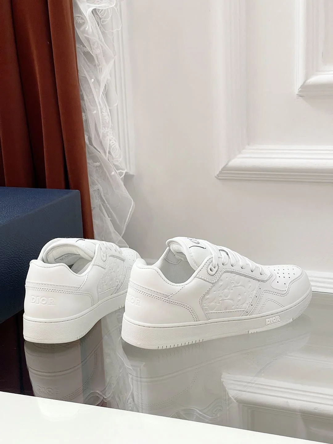 Factory-made Christian Dior Sneaker