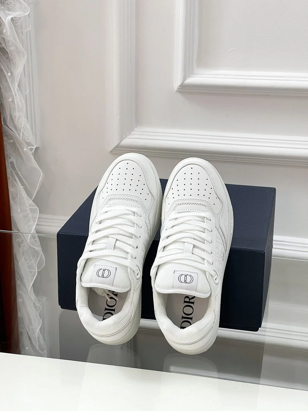 Factory-made Christian Dior Sneaker