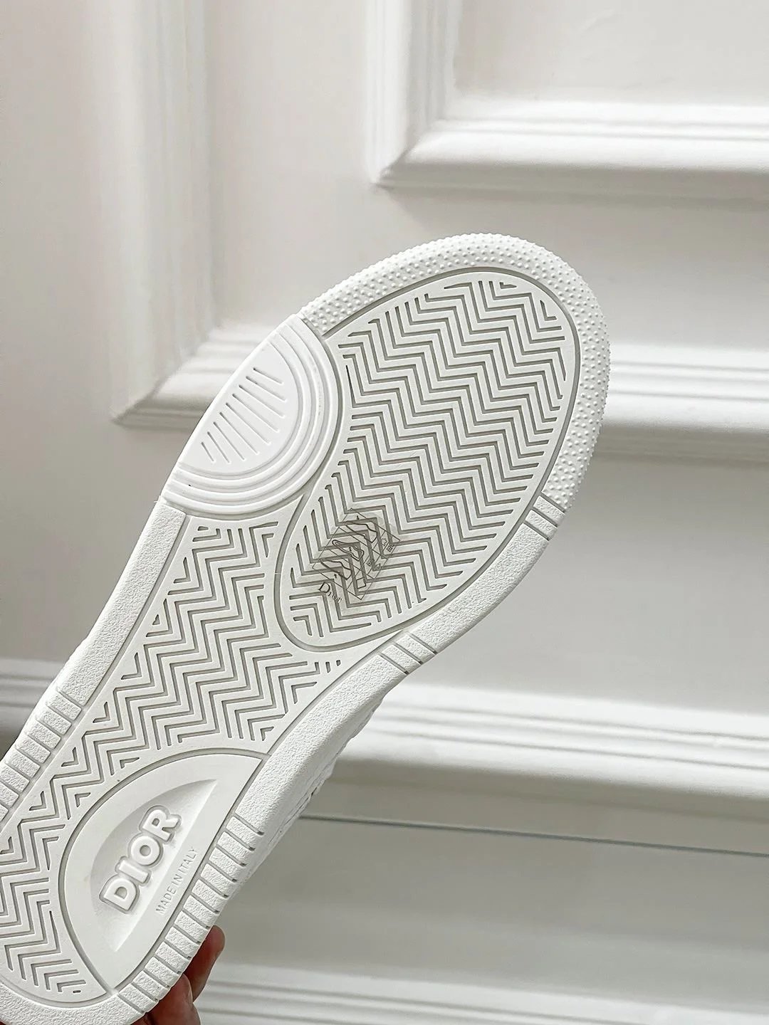 Factory-made Christian Dior Sneaker