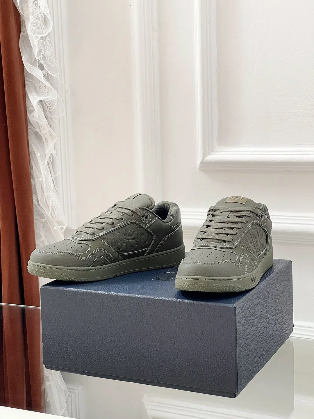 Brand-authenticated Christian Dior Sneaker