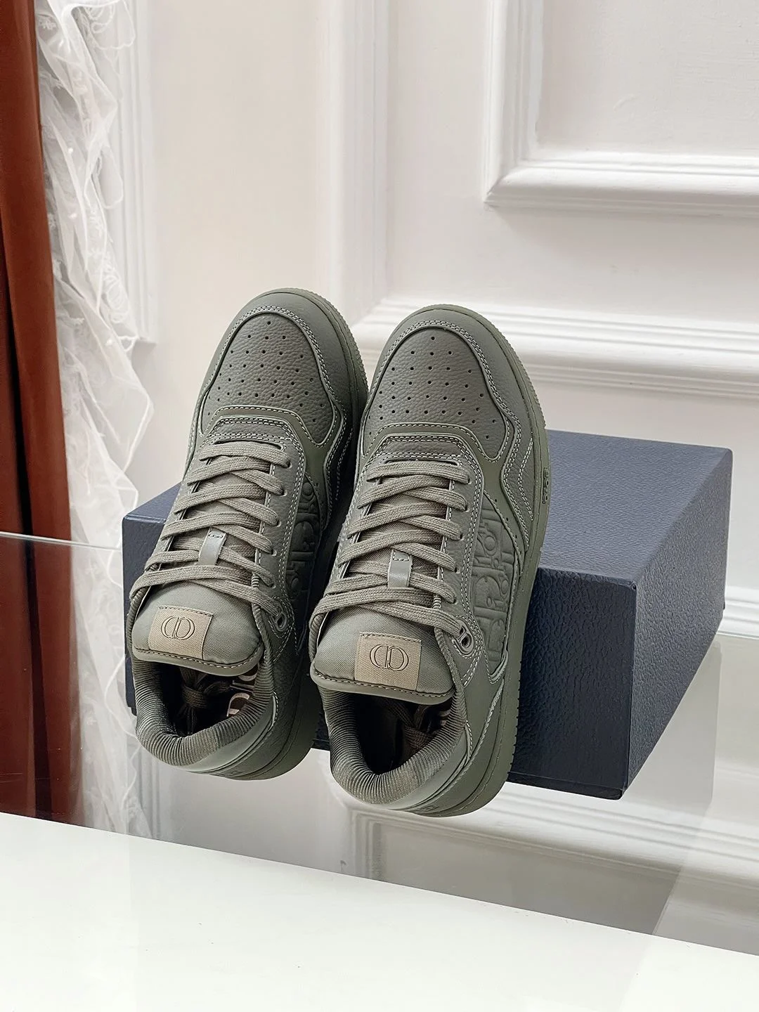Brand-authenticated Christian Dior Sneaker