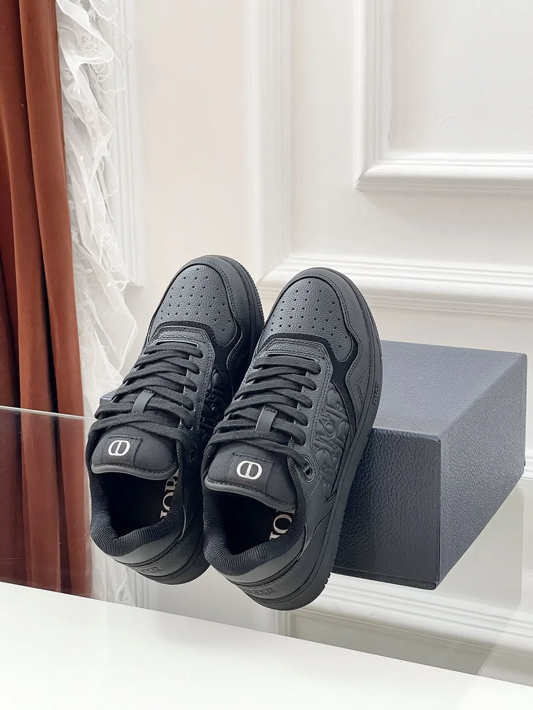 Affordable Christian Dior Sneaker