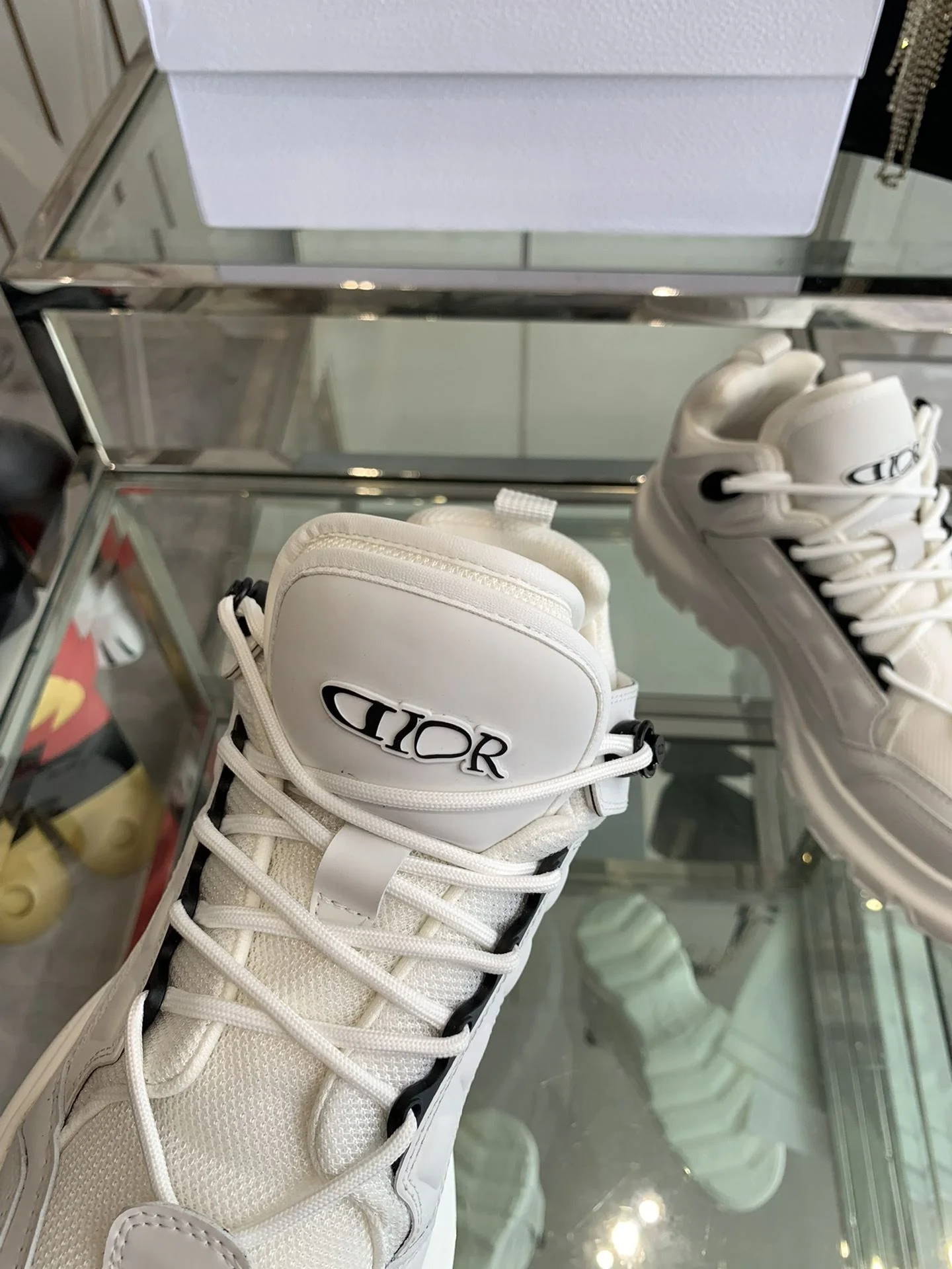 Bargain Christian Dior Sneaker