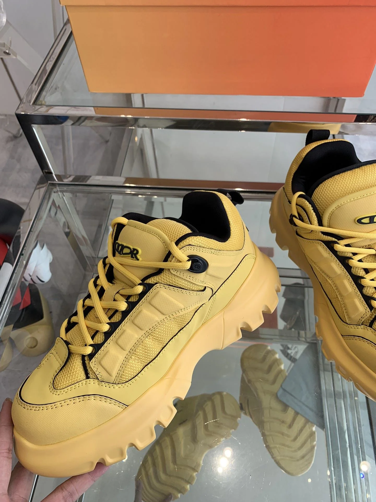 Low-cost Christian Dior Sneaker