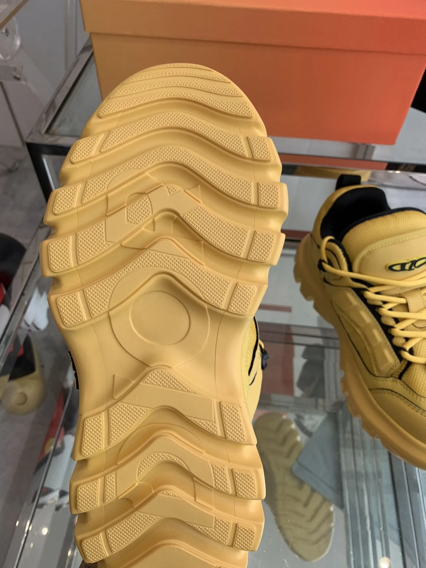 Low-cost Christian Dior Sneaker