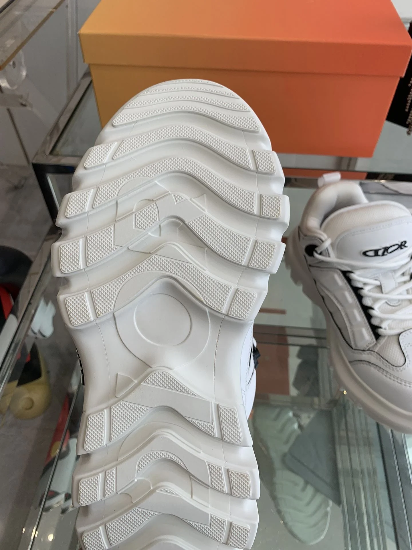 High accuracy Christian Dior Sneaker