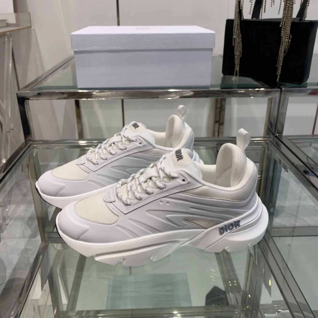Precise copy Christian Dior Sneaker