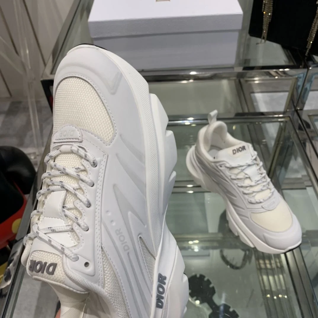 Precise copy Christian Dior Sneaker