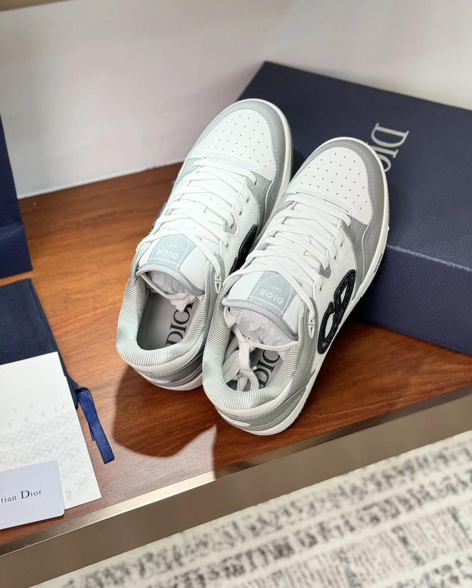 Bargain Christian Dior Sneaker