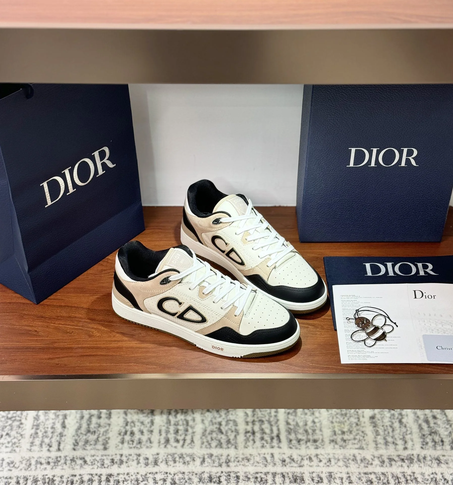 Cut-rate Christian Dior Sneaker