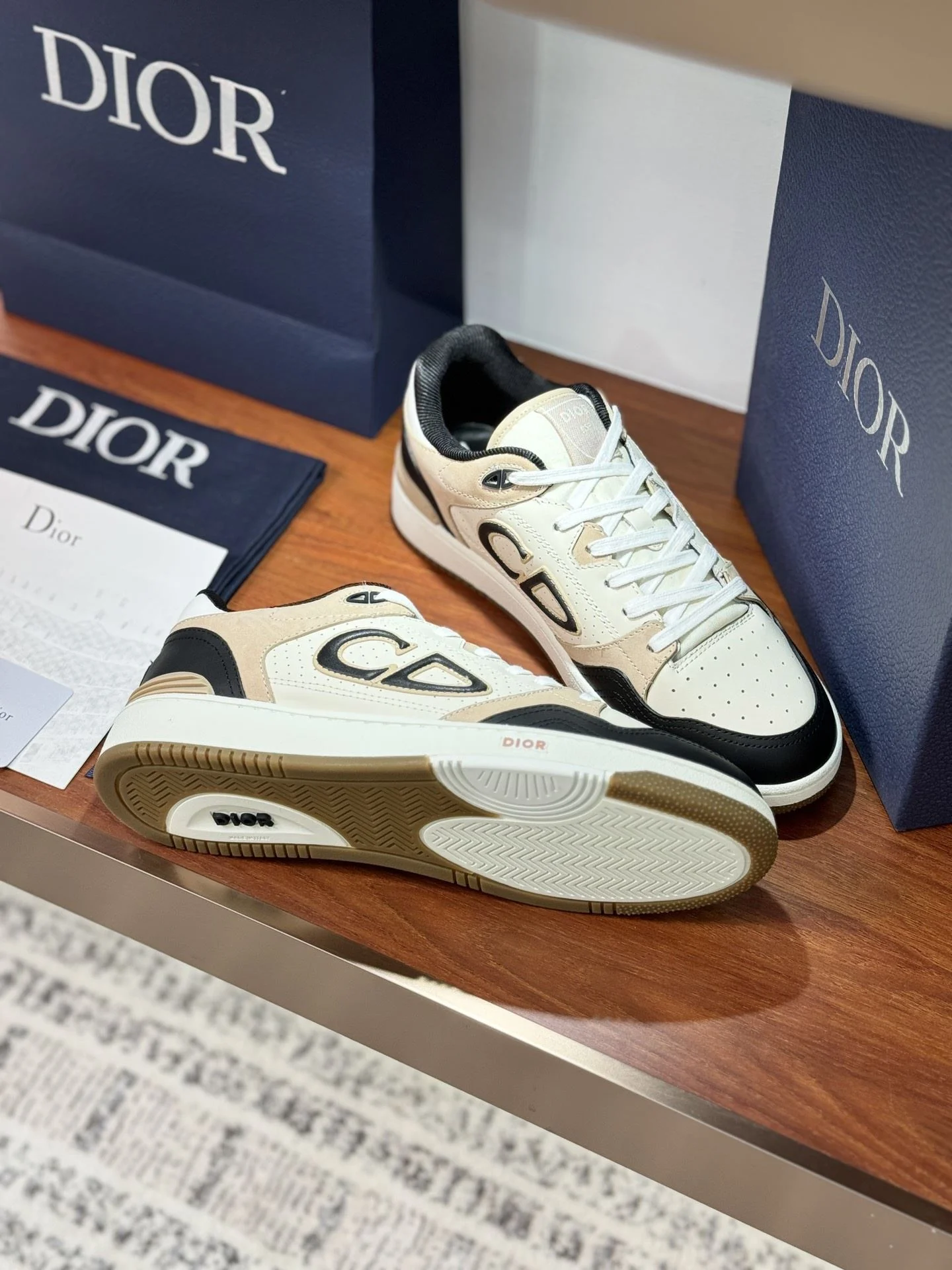 Cut-rate Christian Dior Sneaker