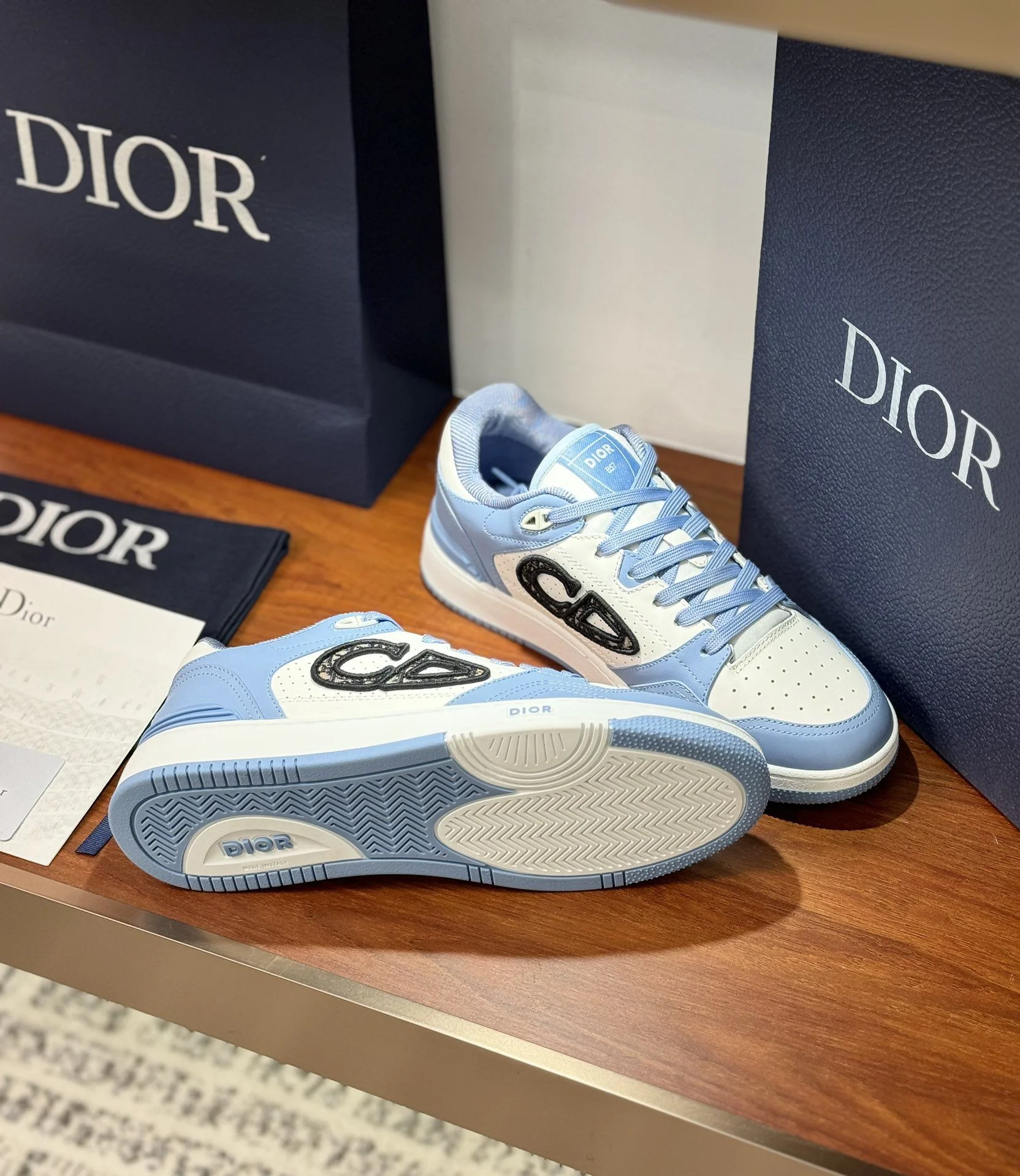 Official Christian Dior Sneaker