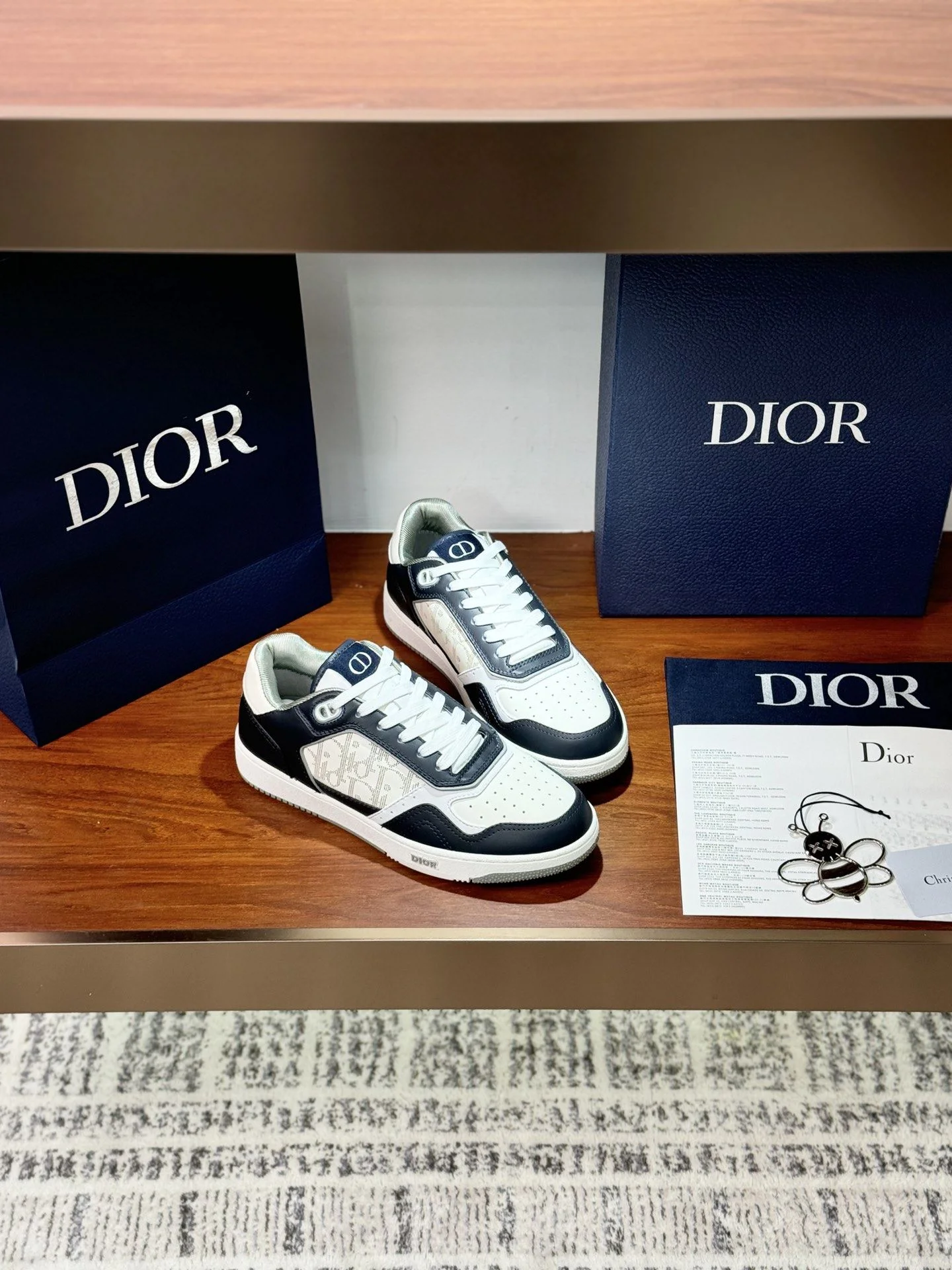 Low-cost Christian Dior Sneaker